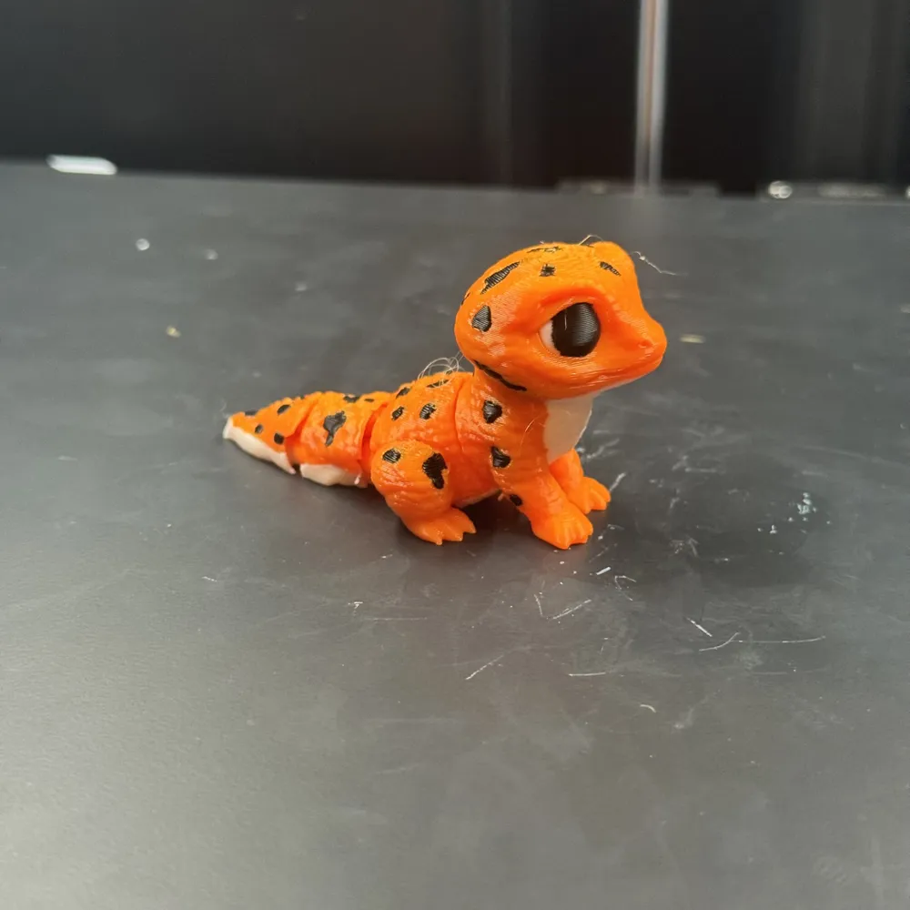 Articulated Mini Gecko - Free 3D Print Model - MakerWorld