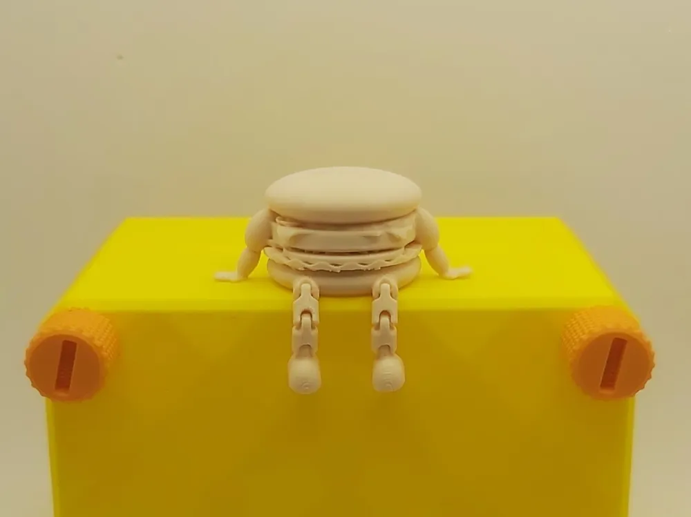 Burger with articulated flexi legs - burger buddy by MadeAs 3D Designs ...