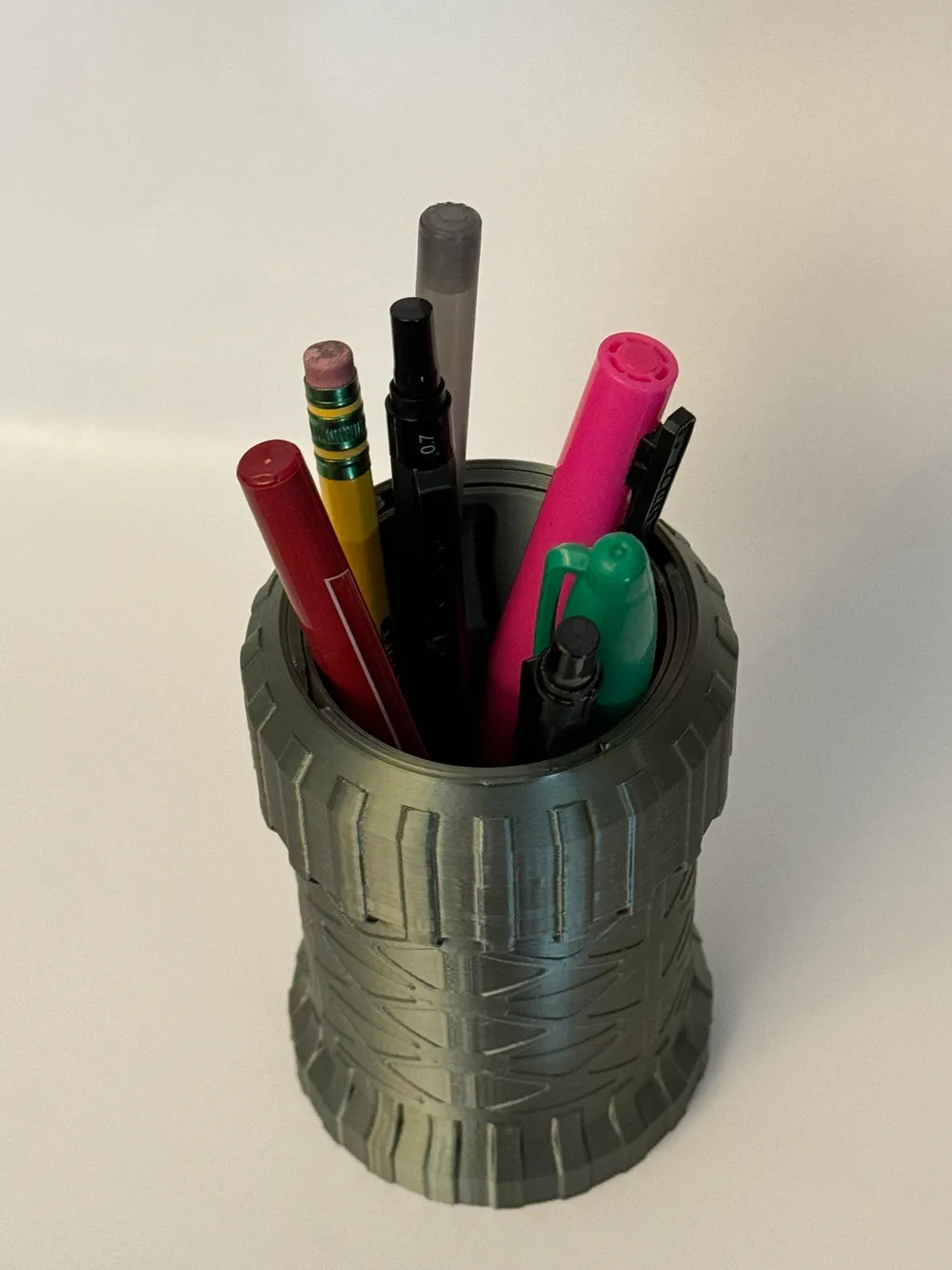 Collapsable Pencil Pod - Iris Pen and Pencil Case by MottN MakerWorld ...