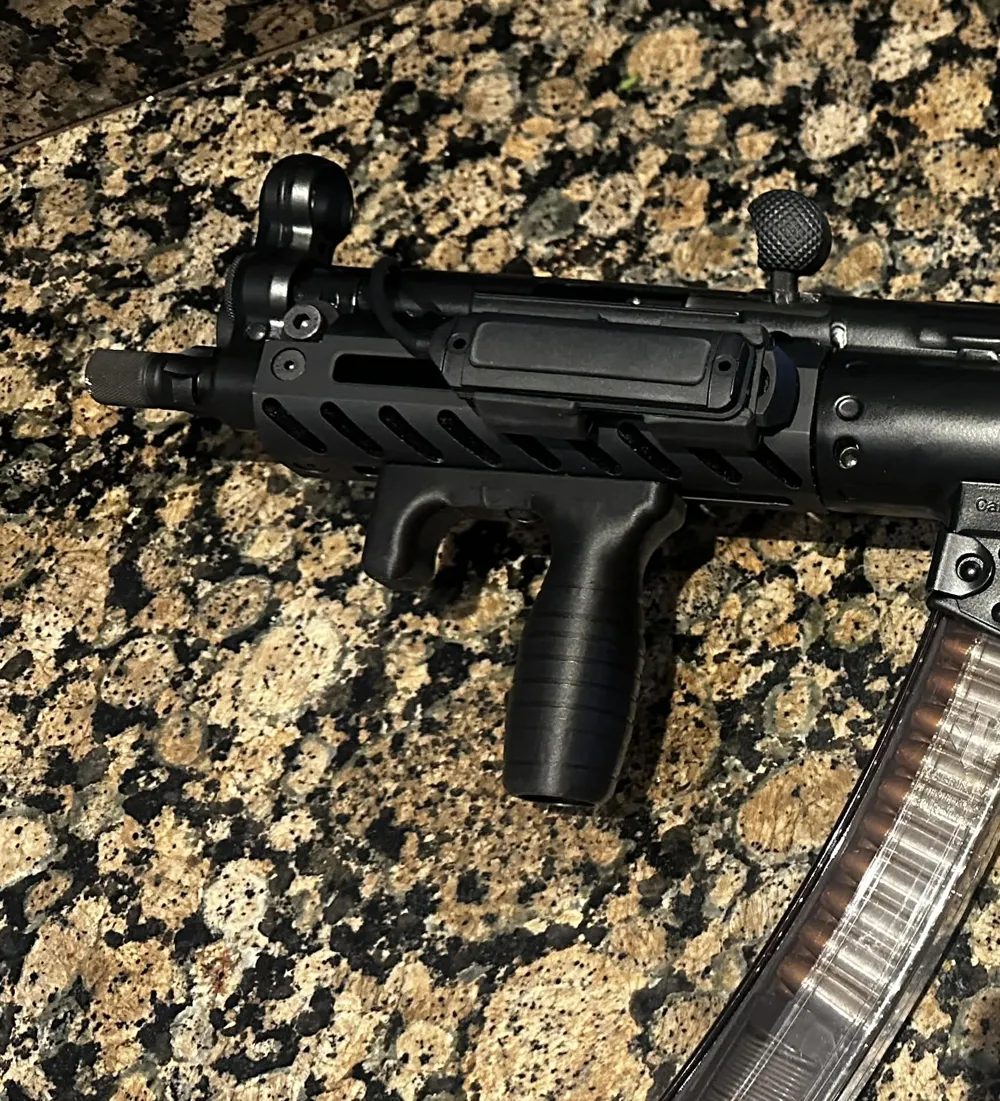 MP5 Style Foregrip with handstop - MLOK MP5FG-NX2 - Free 3D Print Model ...