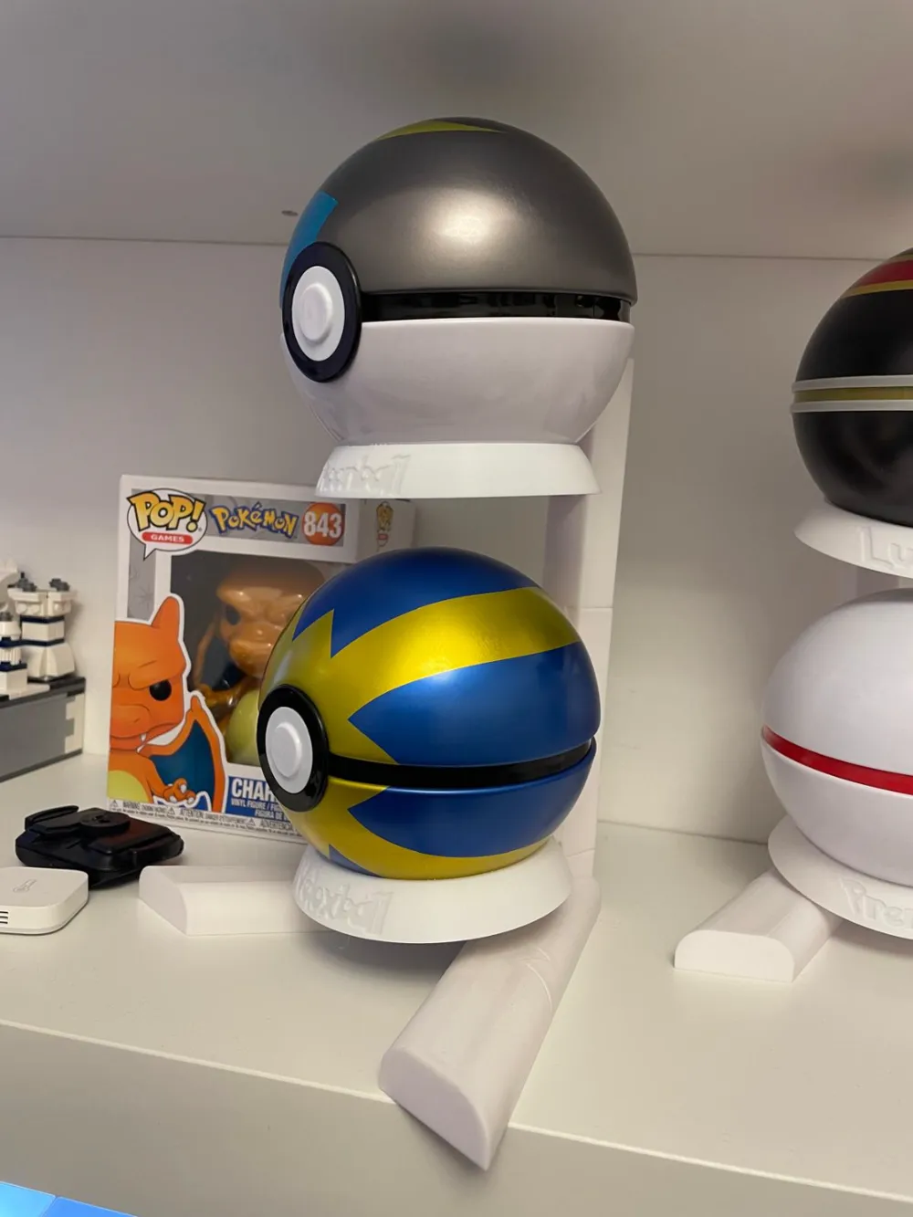 Pokèmon TCG Tin Ball Holder by calcioscacchi - MakerWorld