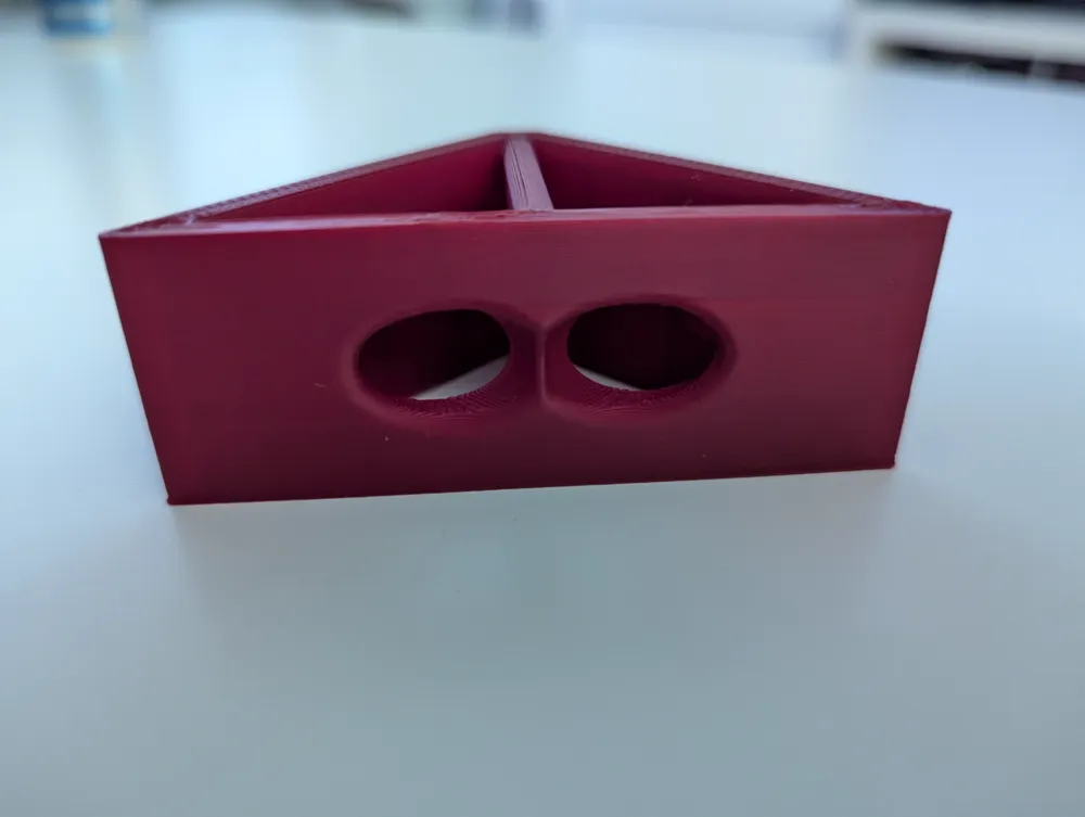 Tri-Support Corner Bracket by MMC3D - MakerWorld
