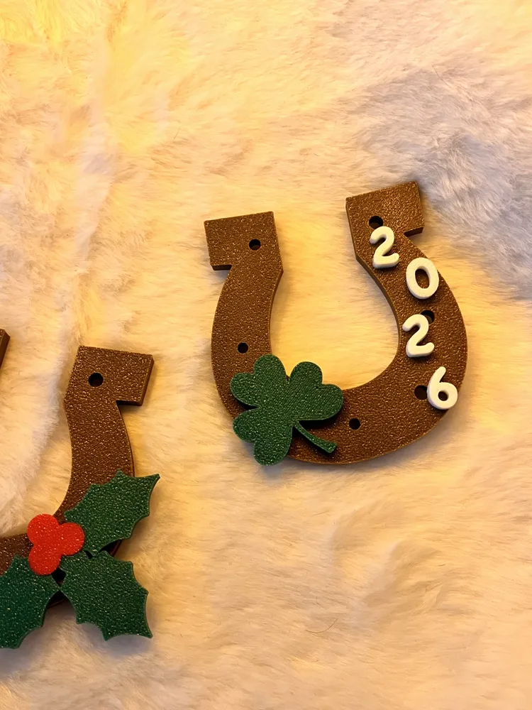 Lucky christmas horseshoe - Free 3D Print Model - MakerWorld