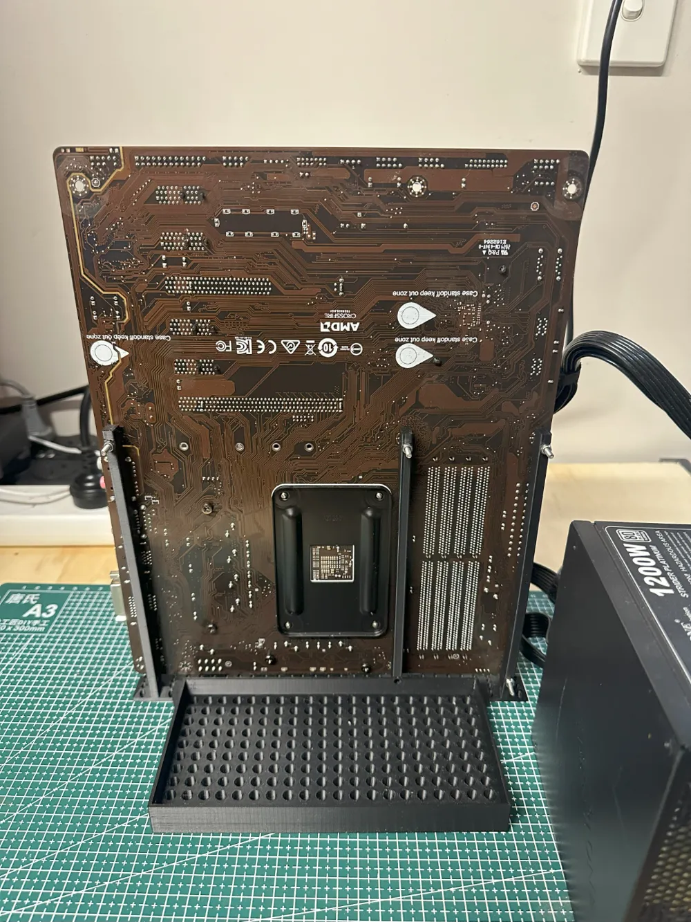 ATX Motherboard Lite Frame - Free 3D Print Model - MakerWorld