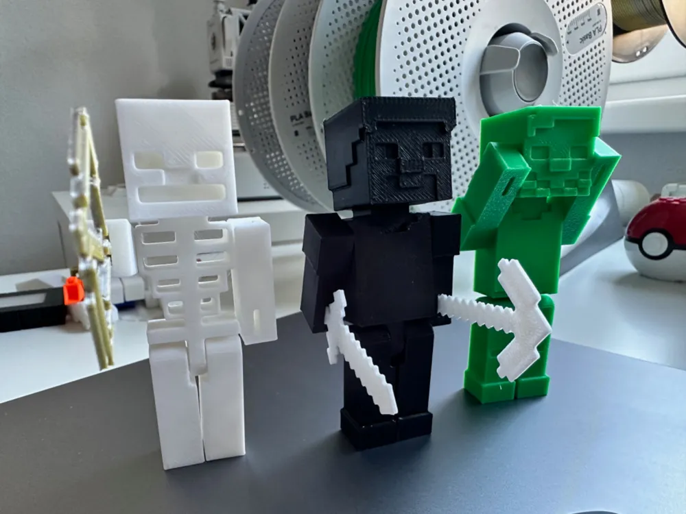 Minecraft Zombie with Moving Legs and Arms by Zdenek - MakerWorld