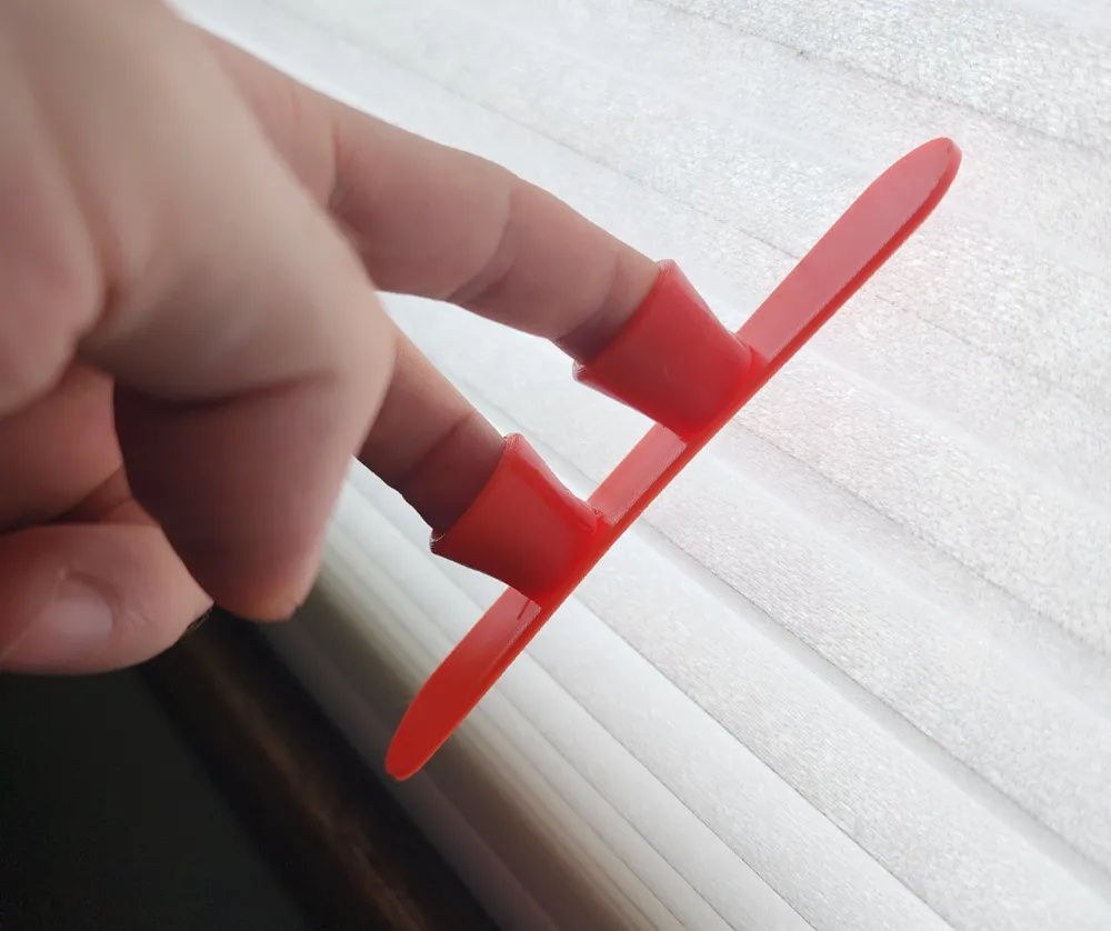 Finger Snowboard by GrawvyRobber - MakerWorld