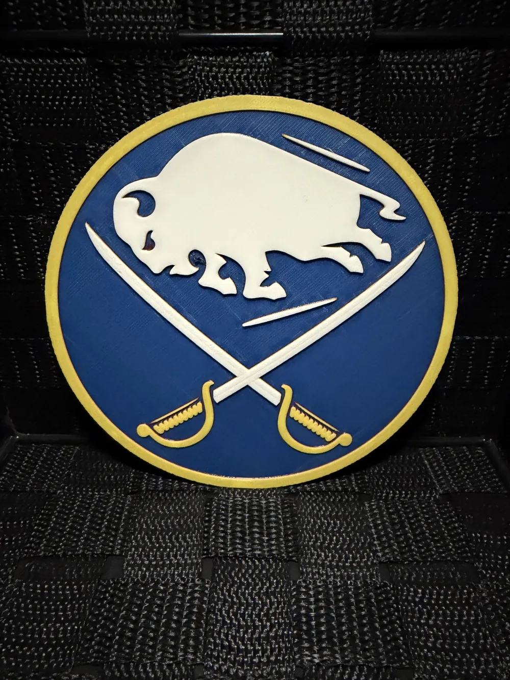 Buffalo Sabres Logo - Hueforge - Free 3D Print Model - MakerWorld