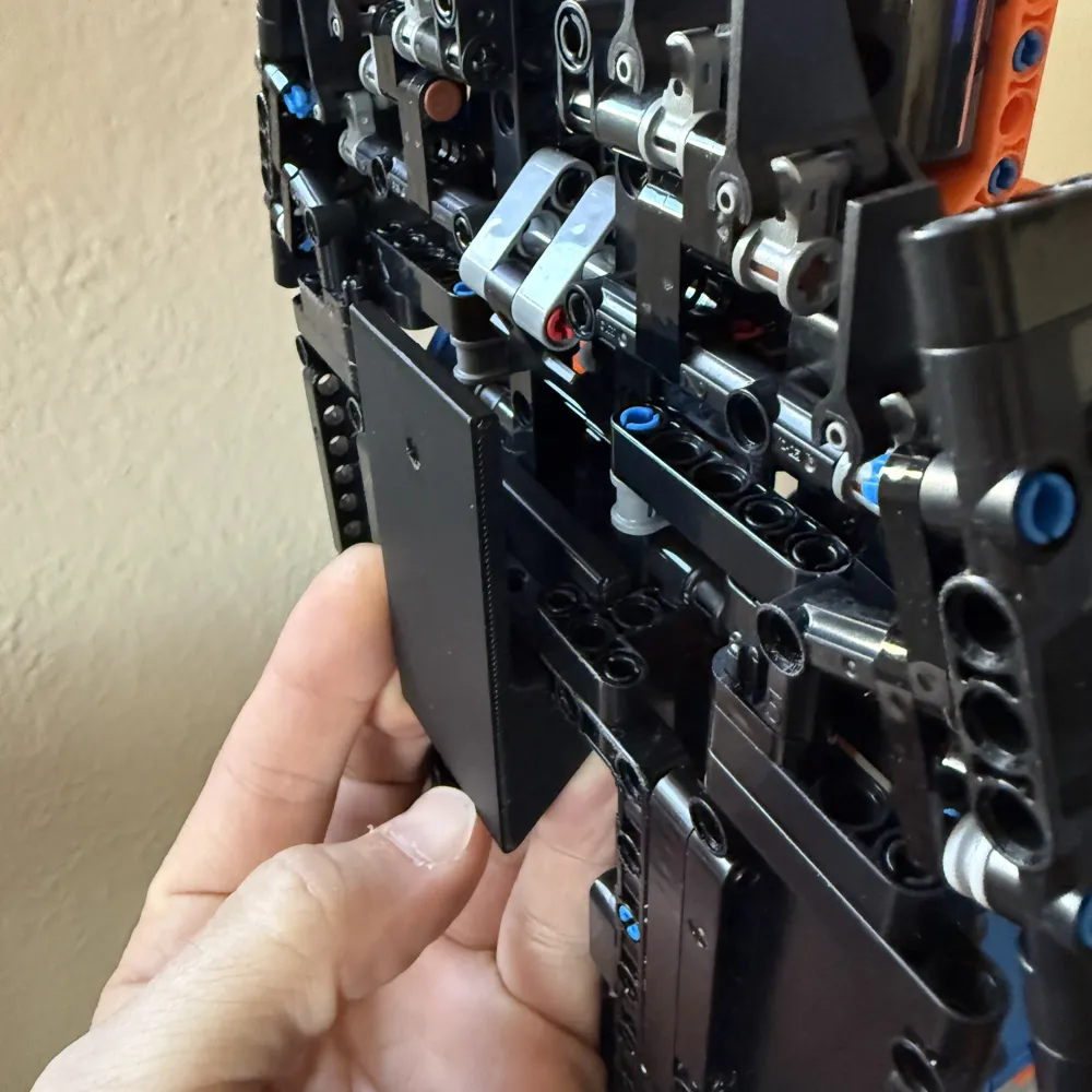 McLaren Technic F1 Wall Mount - Free 3D Print Model - MakerWorld