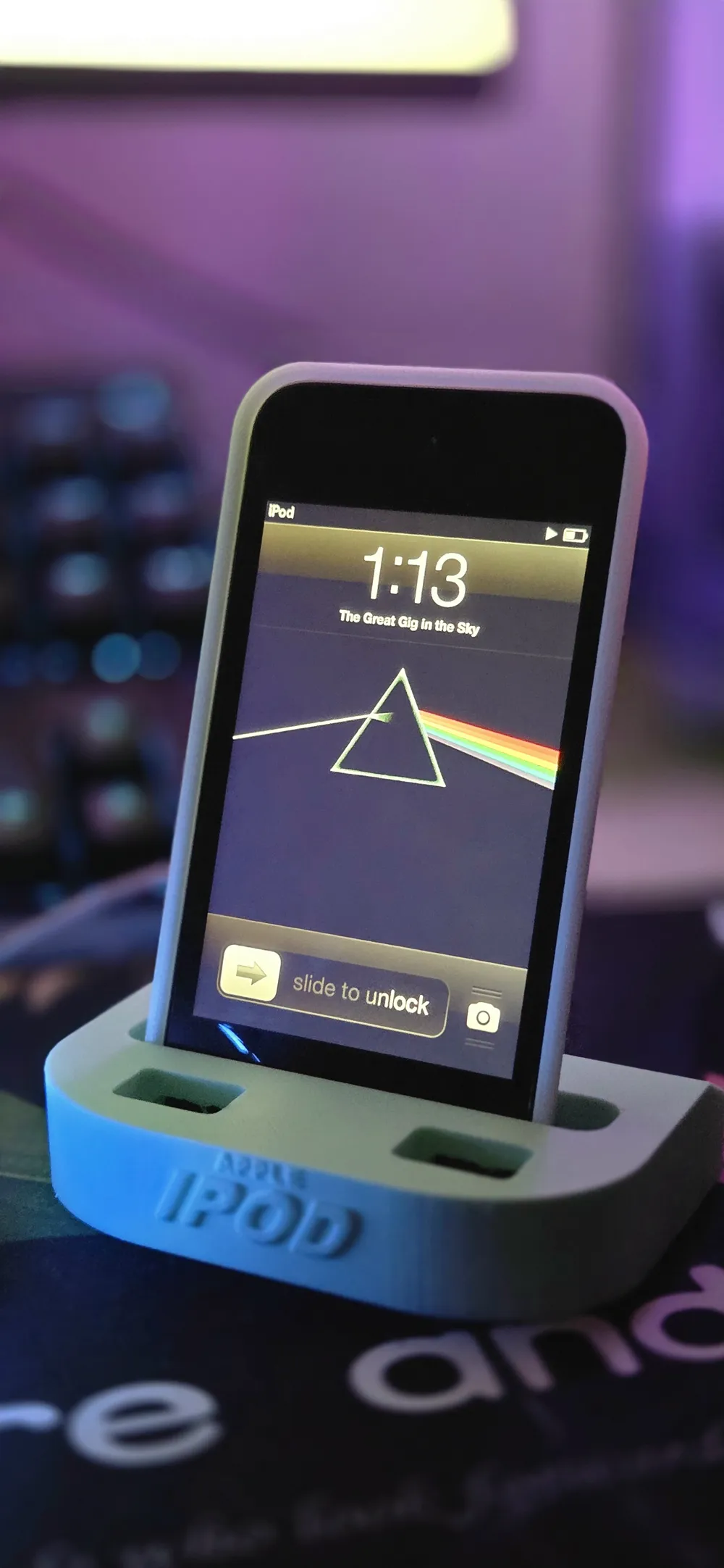 IPOD touch stand (sound amplification) - Free 3D Print Model - MakerWorld