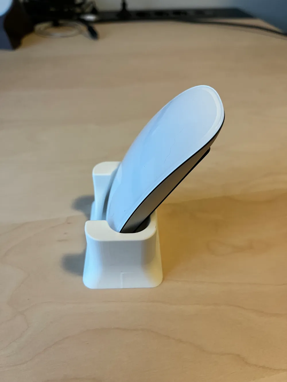 Magic Mouse Stand by TT Tuning MakerWorld: Download Free 3D Models