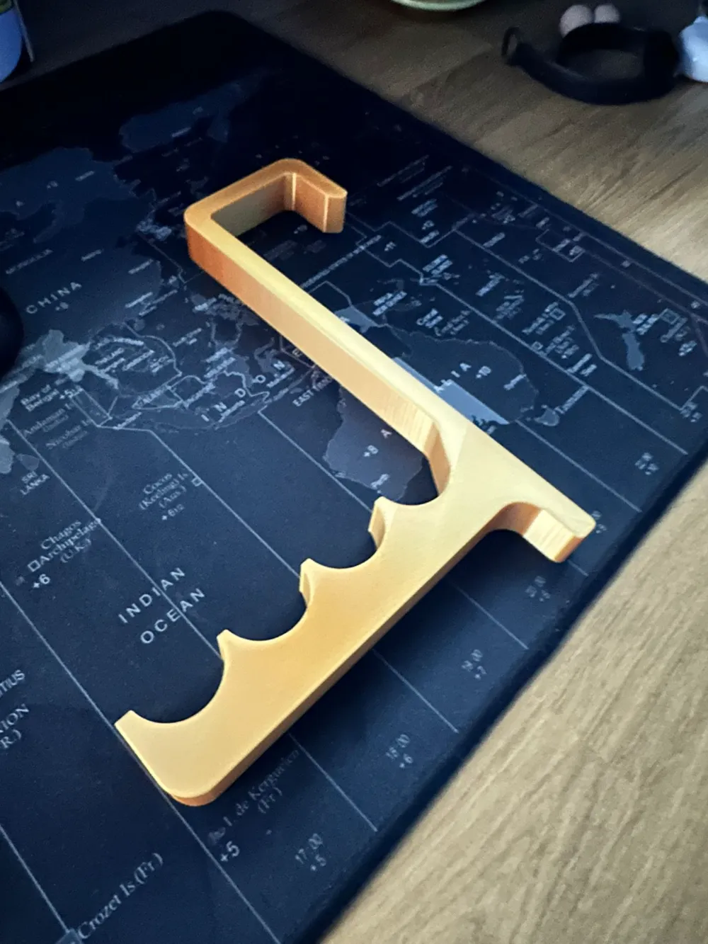Travel Hook by Adivor - MakerWorld