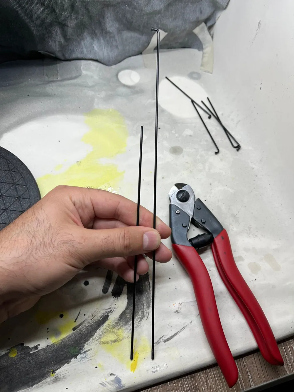 Painted Part Stand / Holder / Base - Free 3D Print Model - MakerWorld