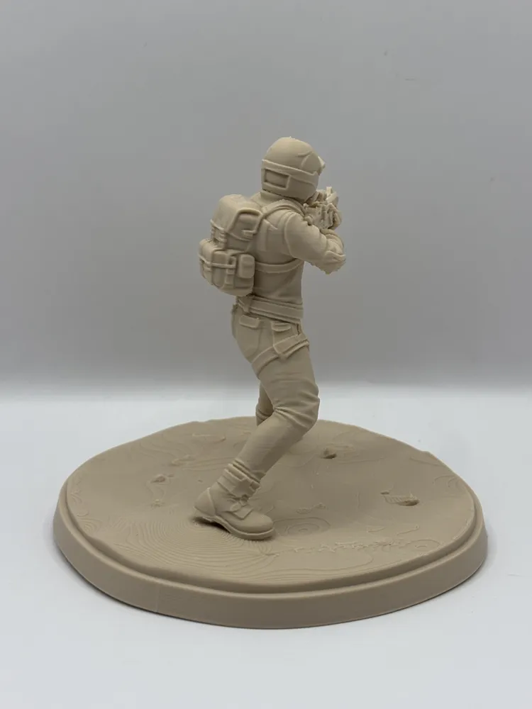 Arc Raiders - Raider - Free 3D Print Model - MakerWorld