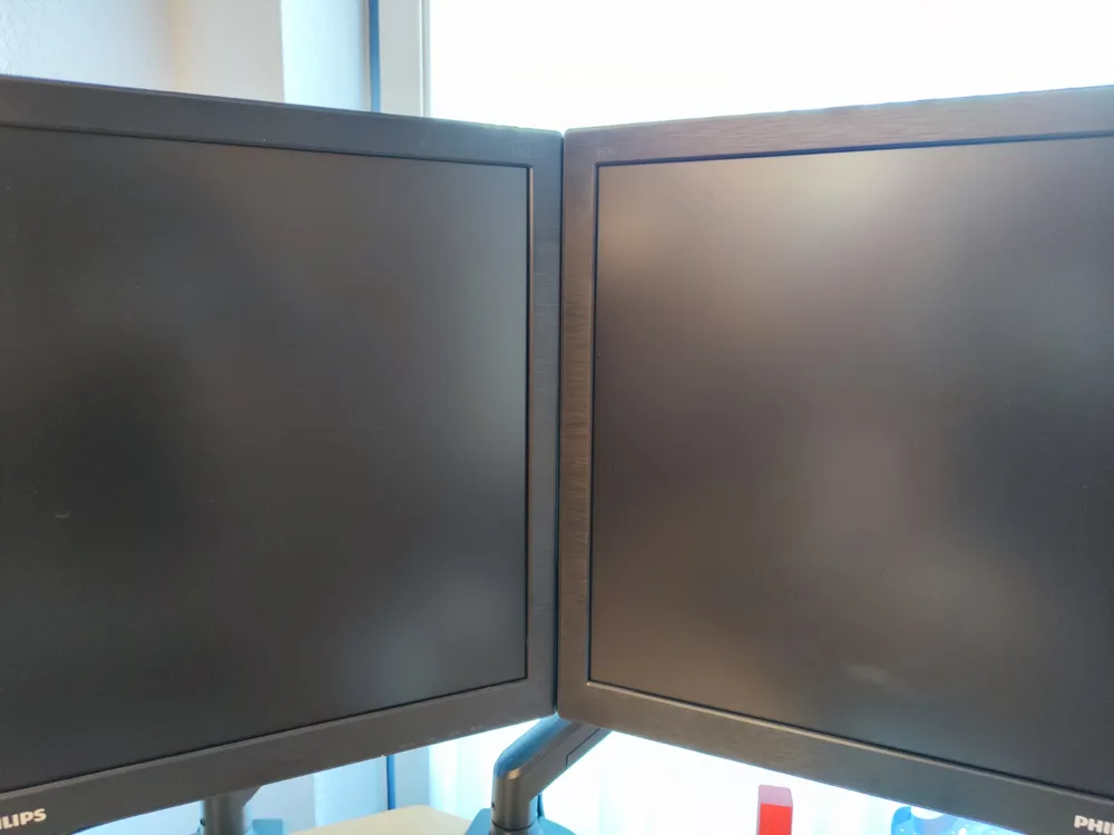 Alignment Tool for Multiple Monitors - Free 3D Print Model - MakerWorld
