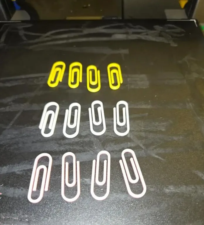 Paper Clips with a Paper clip box - Free 3D Print Model - MakerWorld