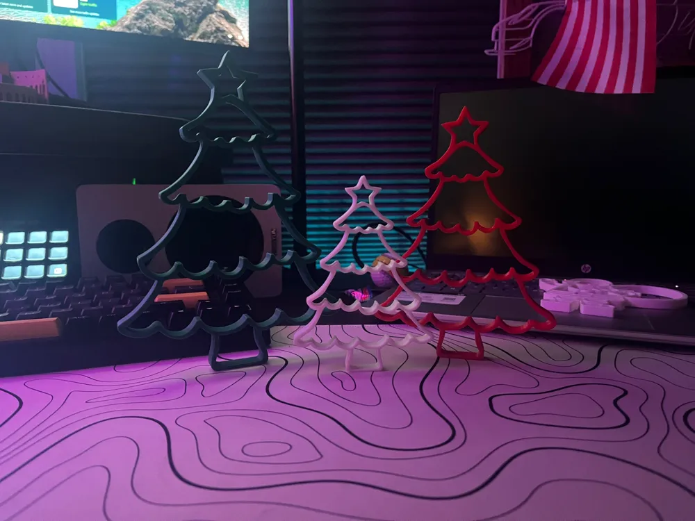 2d Christmas trees by marshvz99 - MakerWorld