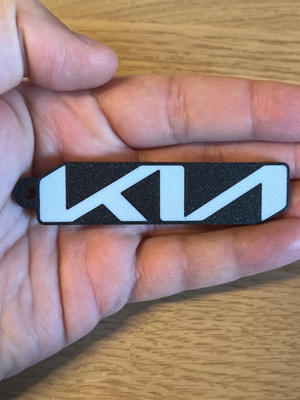 Kia (new and classic logo) keychain by 3Dingo - MakerWorld