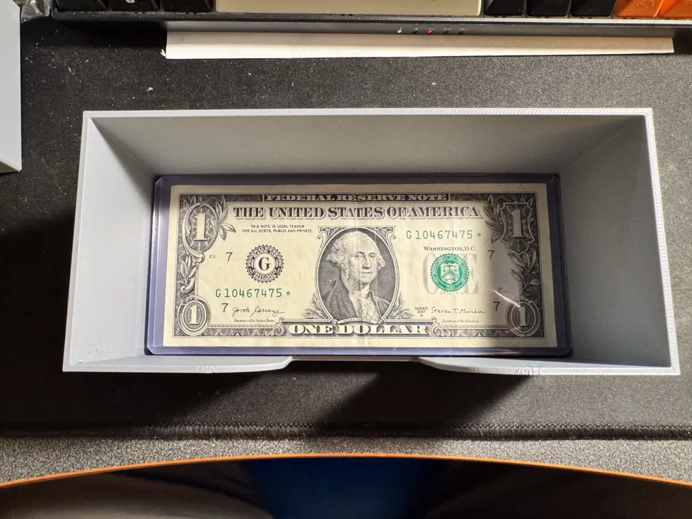 Simple sleeved bill holder box - Free 3D Print Model - MakerWorld