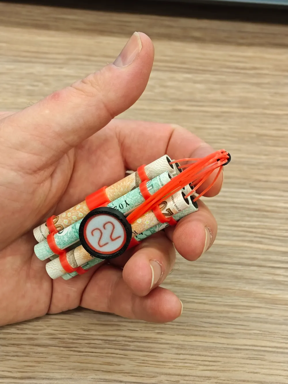 dynamite money gift box, changeable numbers by SeltinoCZ MakerWorld ...