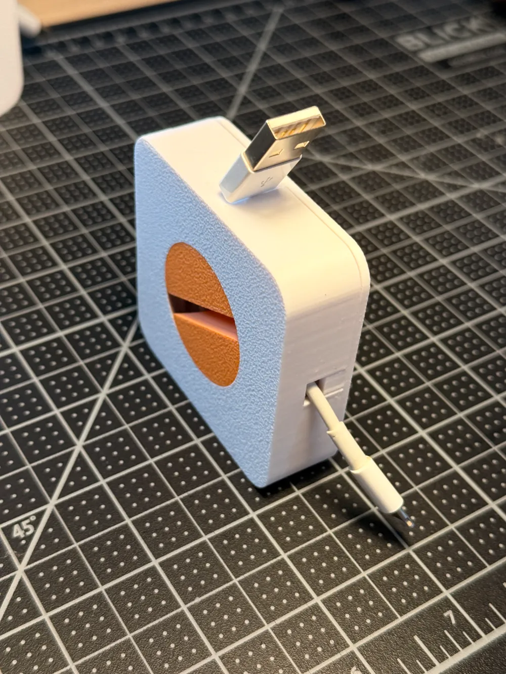 Square Cable Winder by Ave700 MakerWorld: Download Free 3D Models
