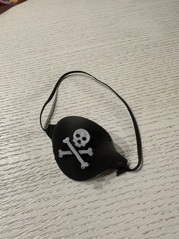 Pirate eye patch kids Cosplay benda occhio pirata - Free 3D Print Model ...