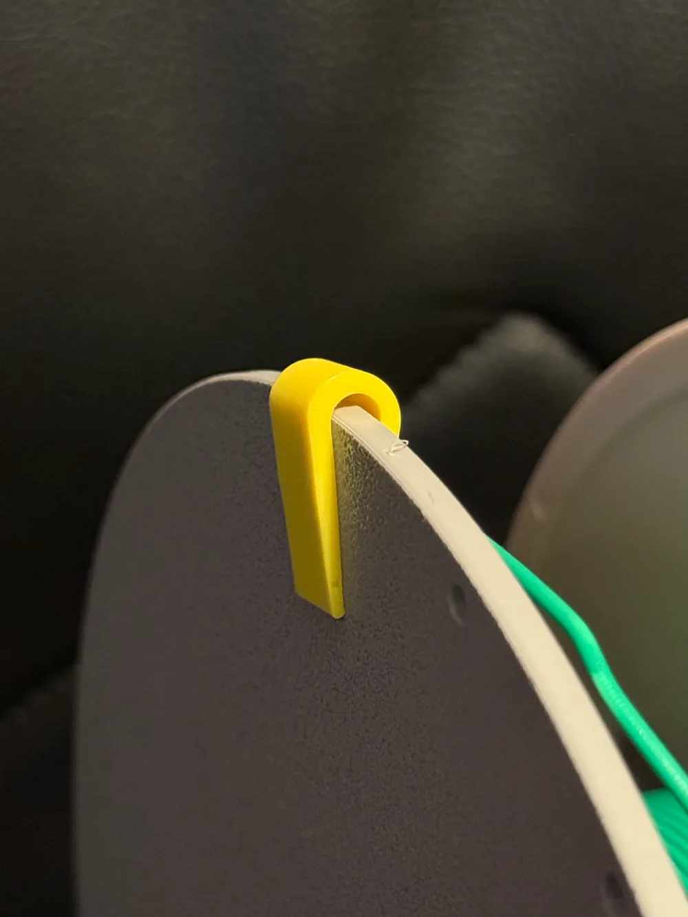 Filament Clip VERY EASY AND USEFUL! by BossMad08 - MakerWorld