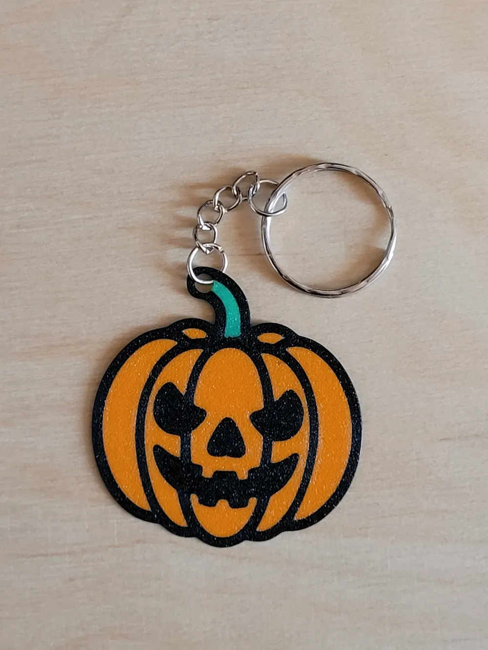 Halloween pumpkin keychain by Atii757 - MakerWorld