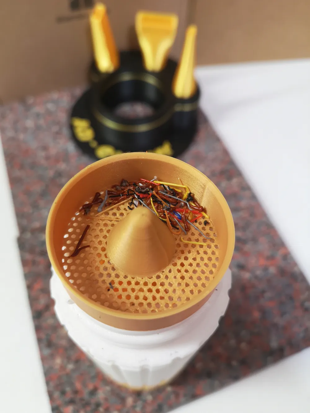 Mini Vacuum cleaner - 100% 3D Print - Free 3D Print Model - MakerWorld