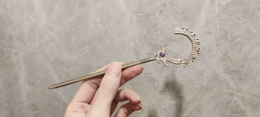 Nezha 2 - Barrier Beast Weapon Hairpin by 贾维斯 - MakerWorld