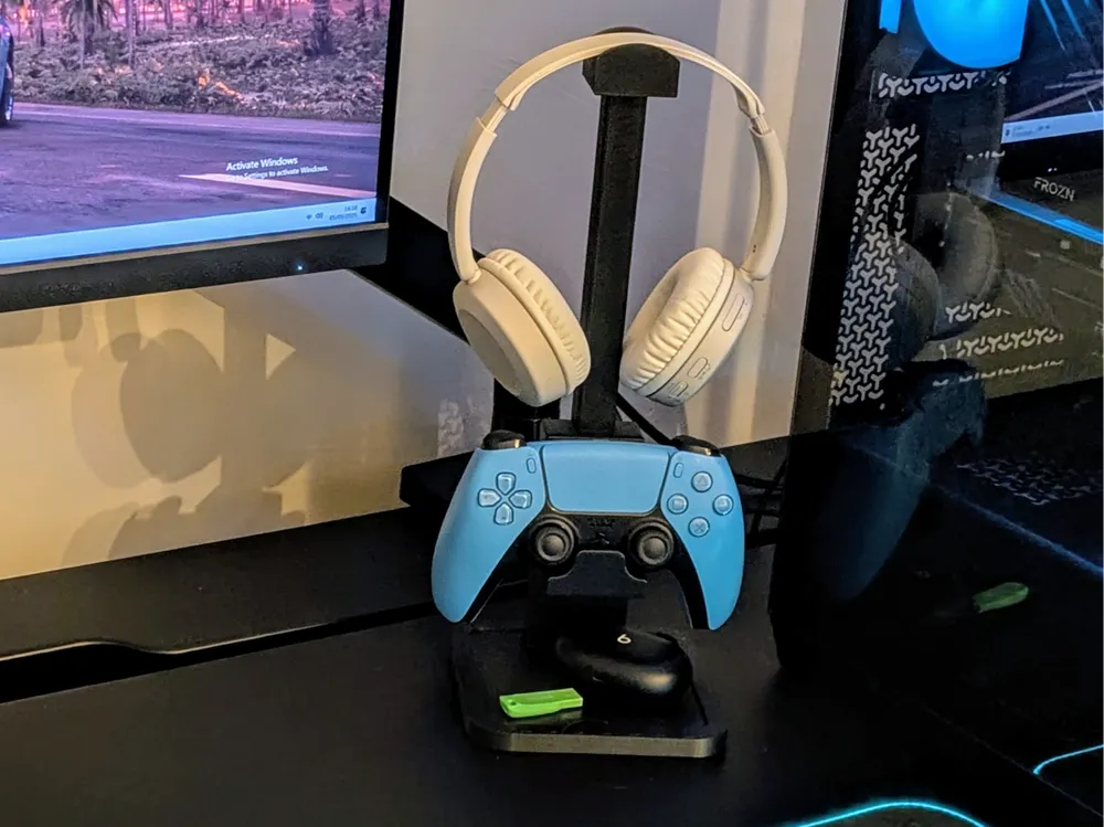 PS5 controller and headphone holder by JayemStudios MakerWorld ...