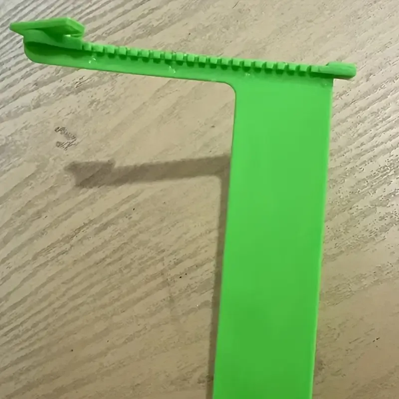 Zipper bookmark by Arjen - MakerWorld