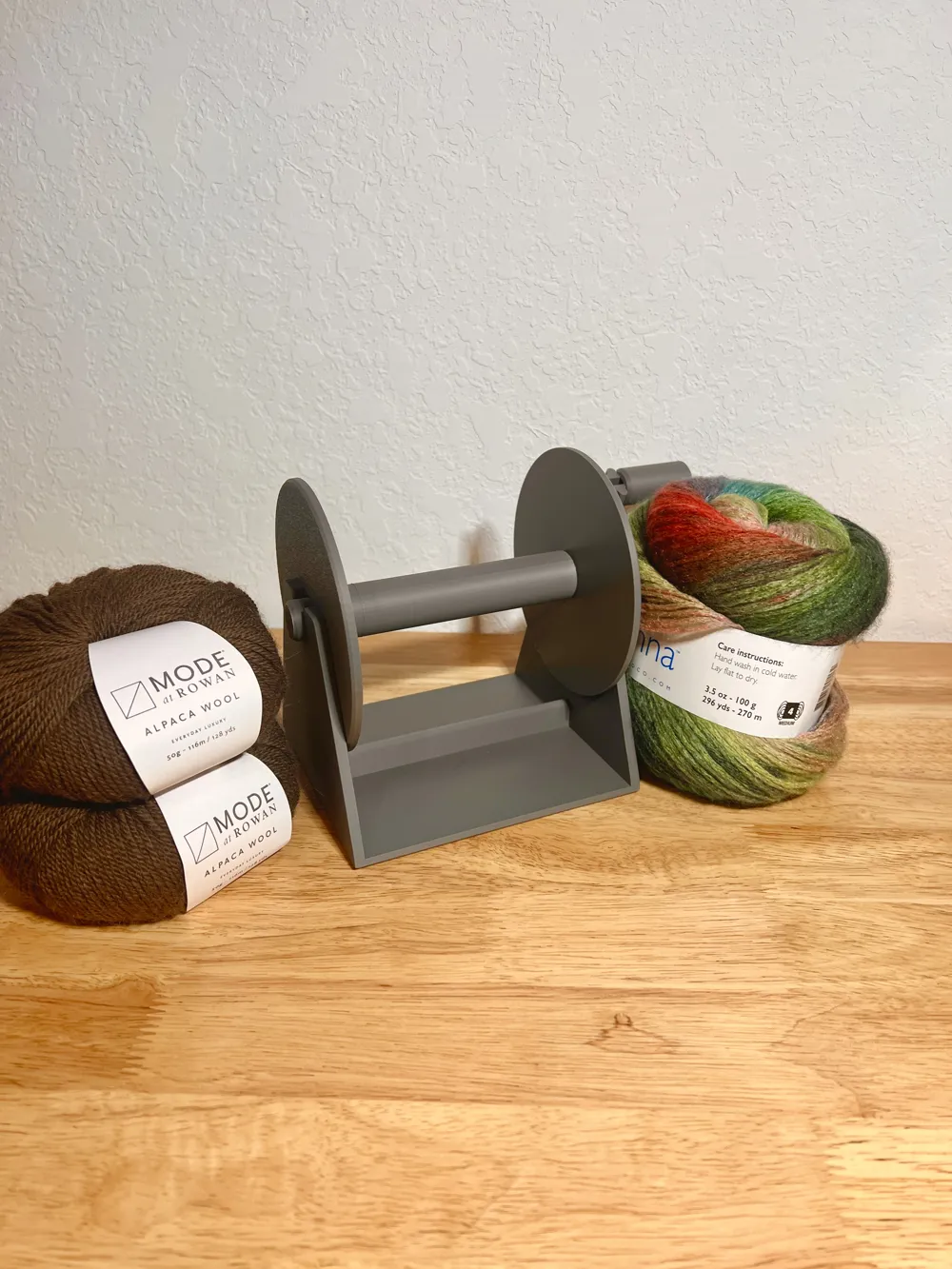 Hand-Crank Spool Winder Stand | Yarn - Rope - Cord - Free 3D Print ...