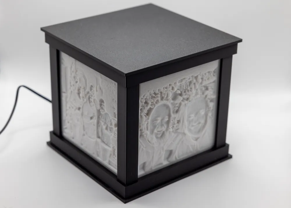 Square Lithophane Light Box by dry3210 - MakerWorld