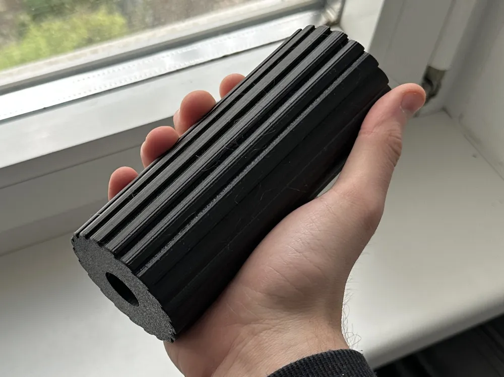 GreyRoll Mini – Compact Fascia Roller by Gjörk - MakerWorld