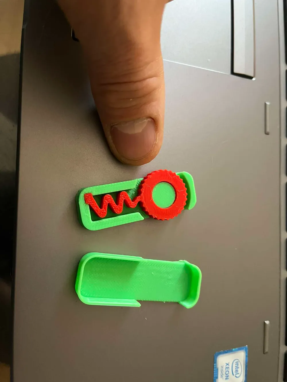 Click click minimalist thing, fidget clicker by Ainon3Dprint - MakerWorld