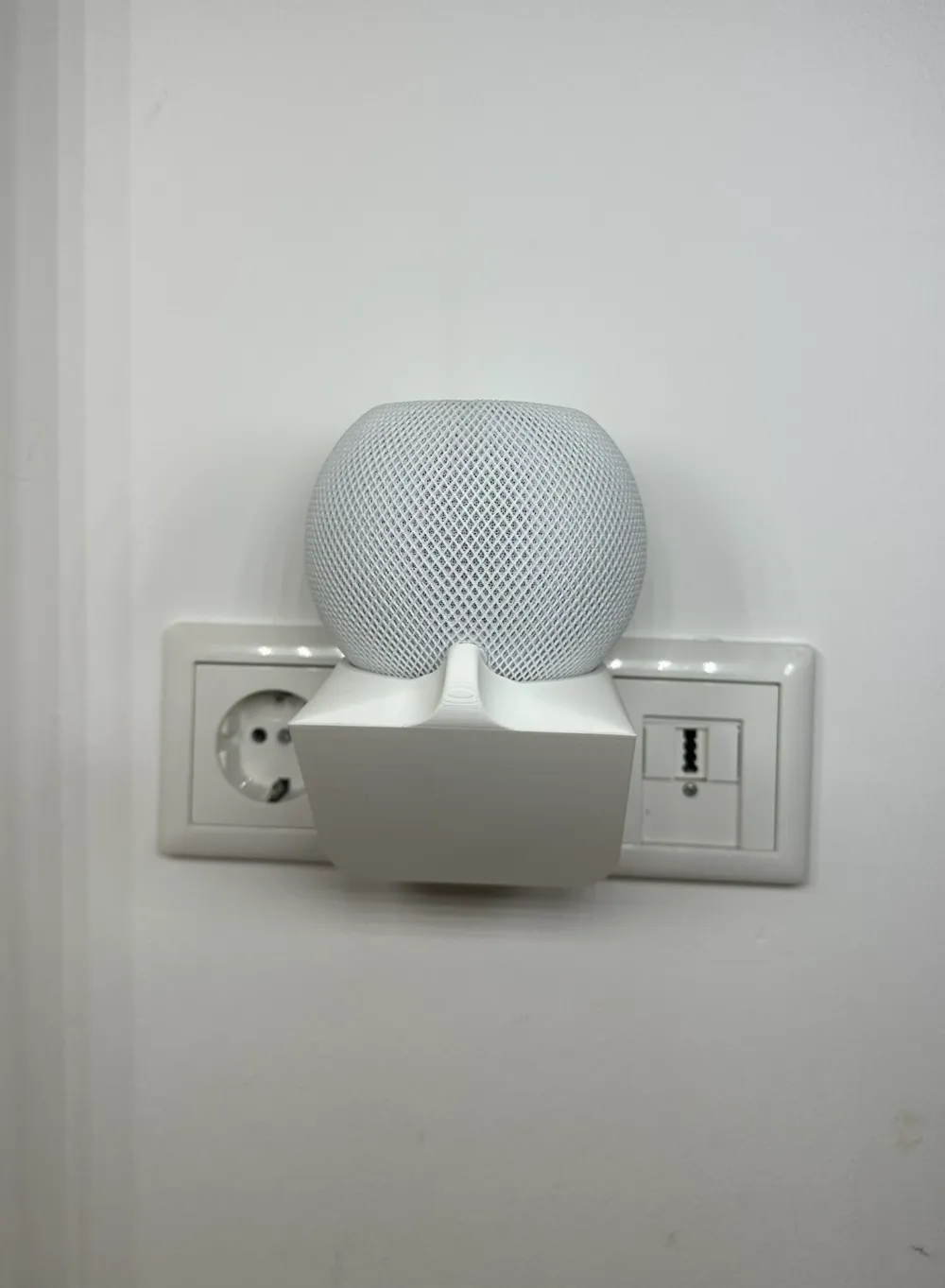 HomePod Mini Socket Mount, Wall Mount, Holder by Sgt.Komander - MakerWorld