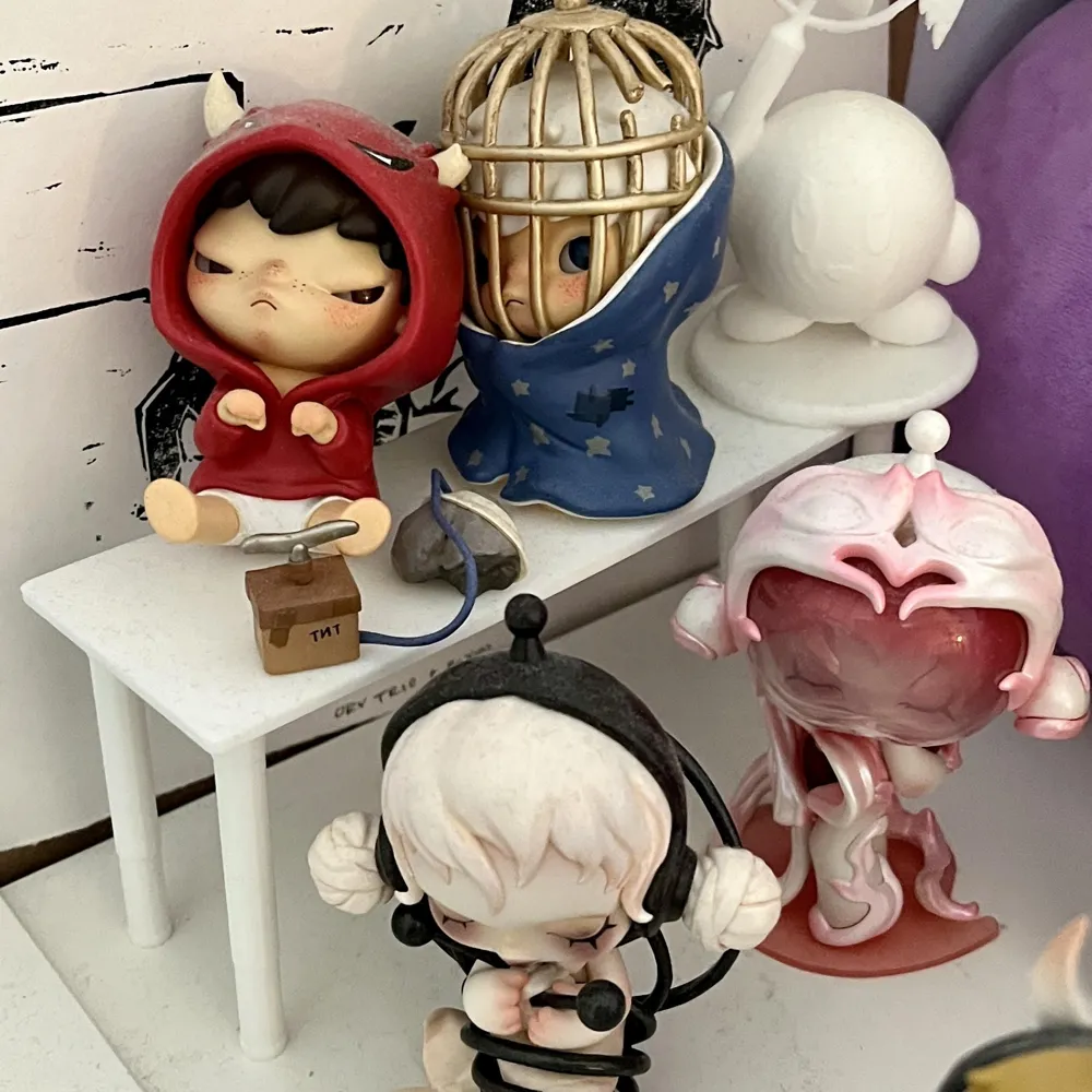 Figure stand - Free 3D Print Model - MakerWorld