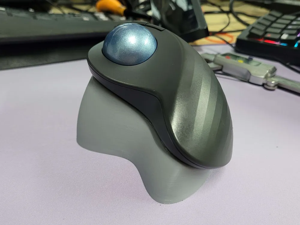 Logitech M575 Trackball Ergonomic Angled Base 30° Remixed by gabcab ...