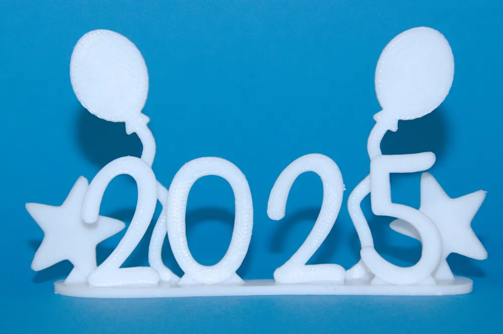 Last minute 2025 New Year kit card by konradmb - MakerWorld