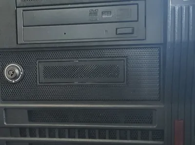 Universal PC Case Drive Bay Cover 3,5" with Mesh Remixed by c_cobra ...