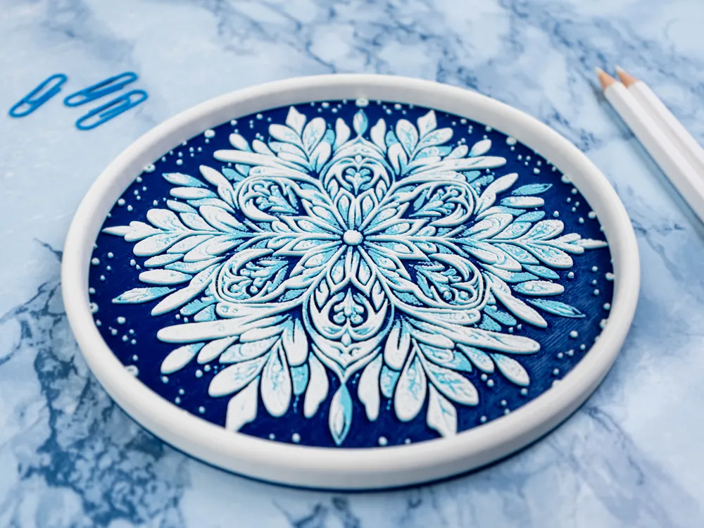 Snowflake Round Trays by Bamingo Design - MakerWorld