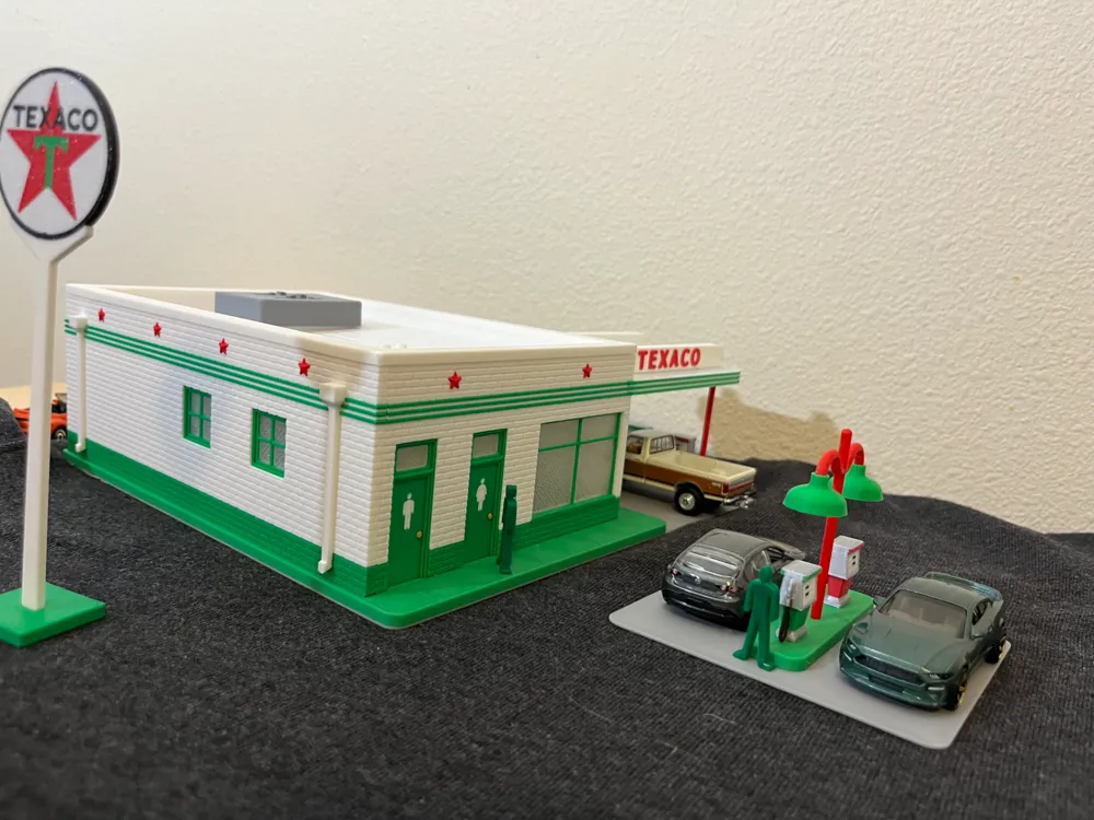1/64 Scale Vintage Texaco Service Station - Free 3D Print Model - MakerWorld