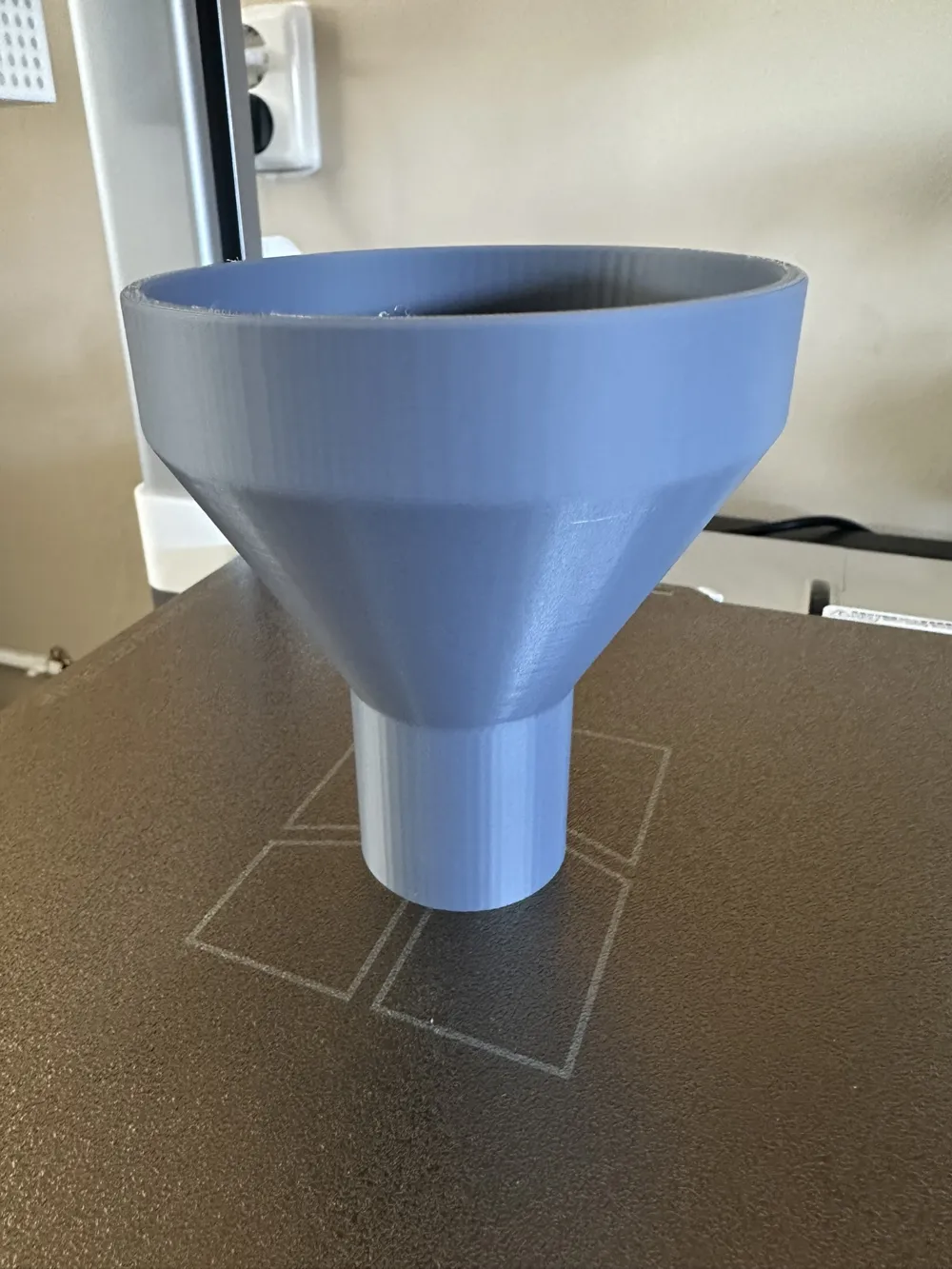 Windshield Washer Fluid Funnel (anti splash) by rb89 MakerWorld ...