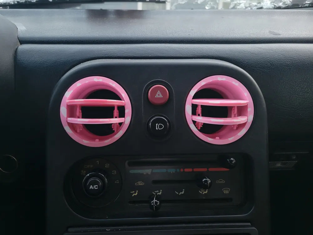 Miata Lüftungsschlitze - Herzmuster von mrdosimeter MakerWorld ...