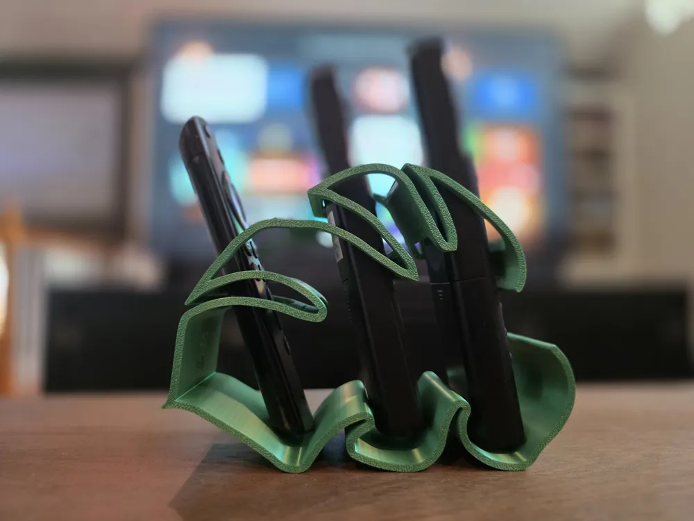 Simple Monstera Remote Holder - Free 3D Print Model - MakerWorld