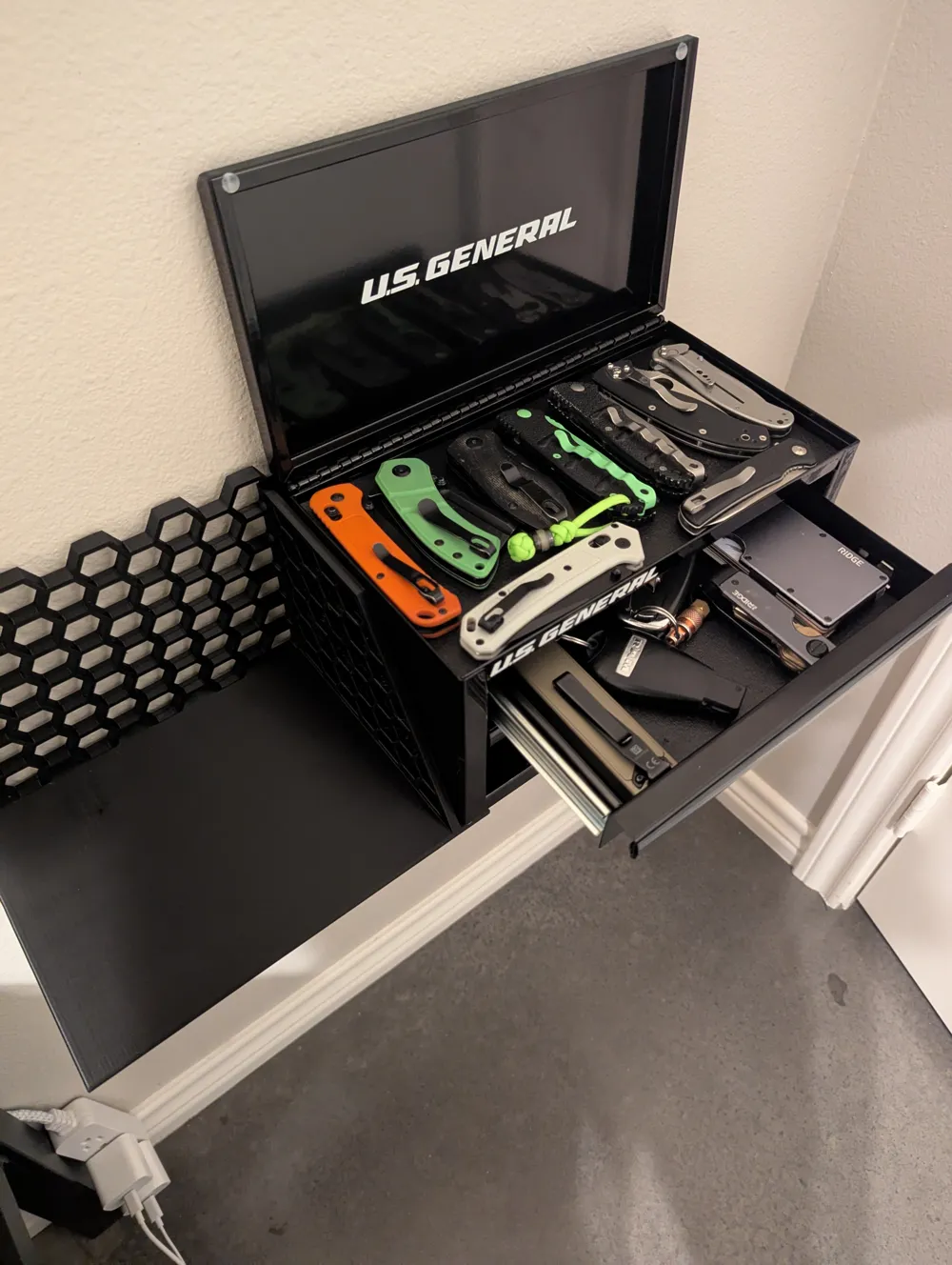 Mini Tool Box Floating Shelf (HSW Compatible) - Free 3D Print Model ...