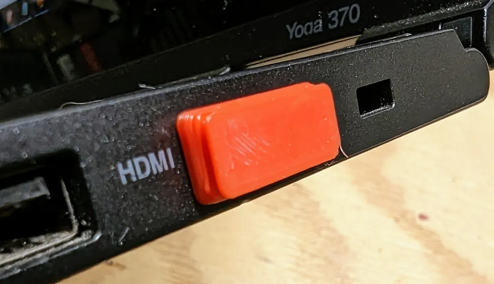 HDMI Dust Cover/Plug/Cap by mfischer79 - MakerWorld