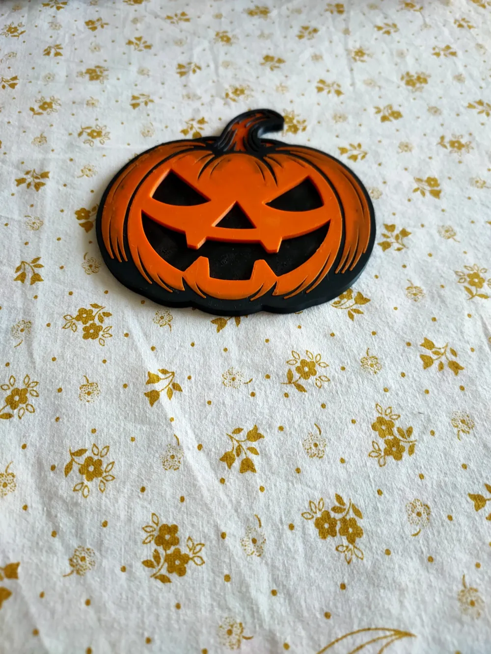 Pumpkin halloween decorative 2D model by Rumpo_xs MakerWorld: Download ...