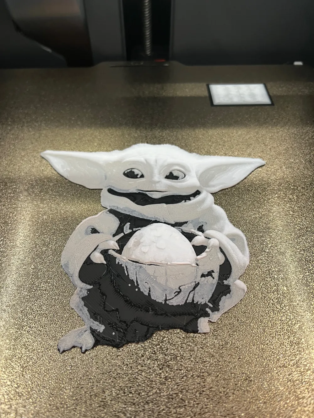 Grogu / Baby Yoda bringing easter egg (Star Wras) Hueforge 3 color by ...