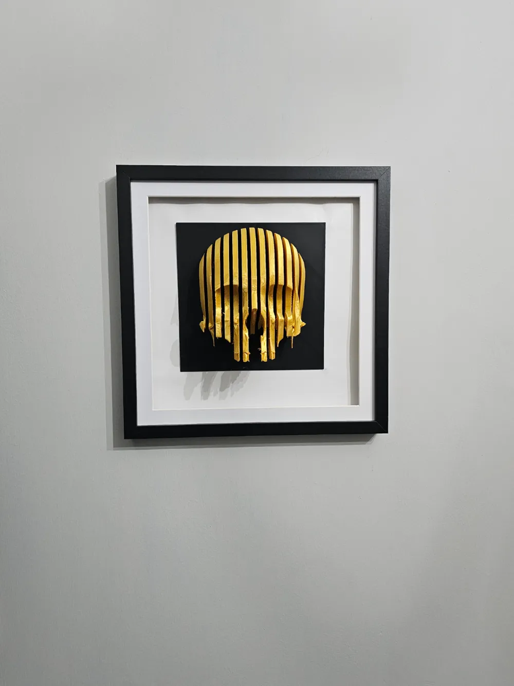 Skull 3D Layered Parametric Pop Art by Ikonic3D by ikonic 3D MakerWorld: Download Free 3D Models